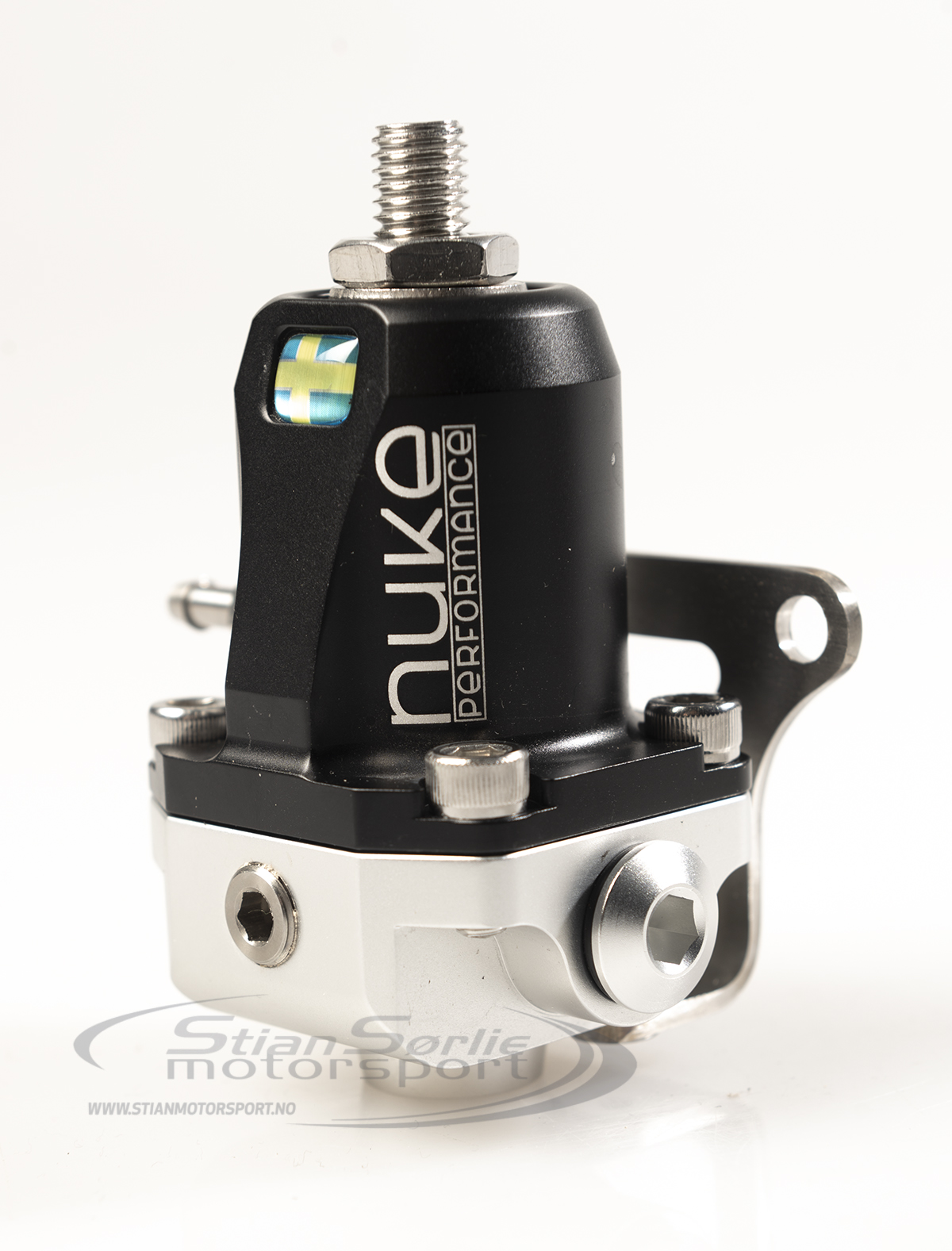 Bensintrykksregulator NUKE Performance FPR100s AN-6 – Stian Sørlie Motorsport